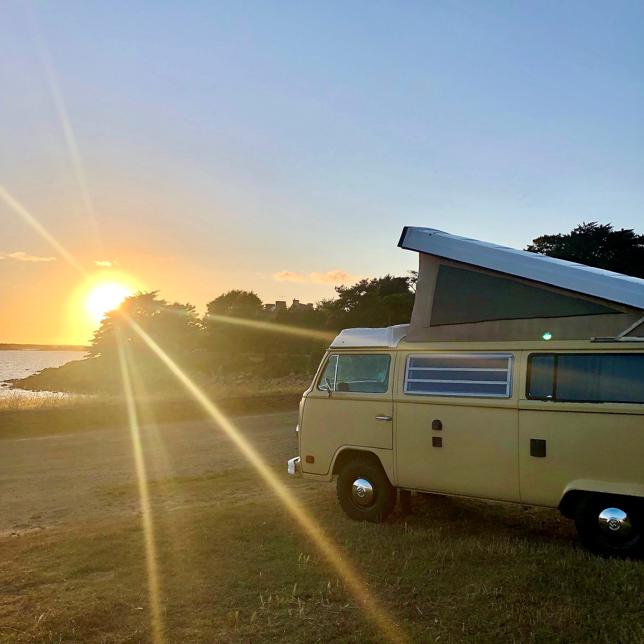 Les avantages de louer un combi Vw en été depuis Bordeaux! - Vintage Camper